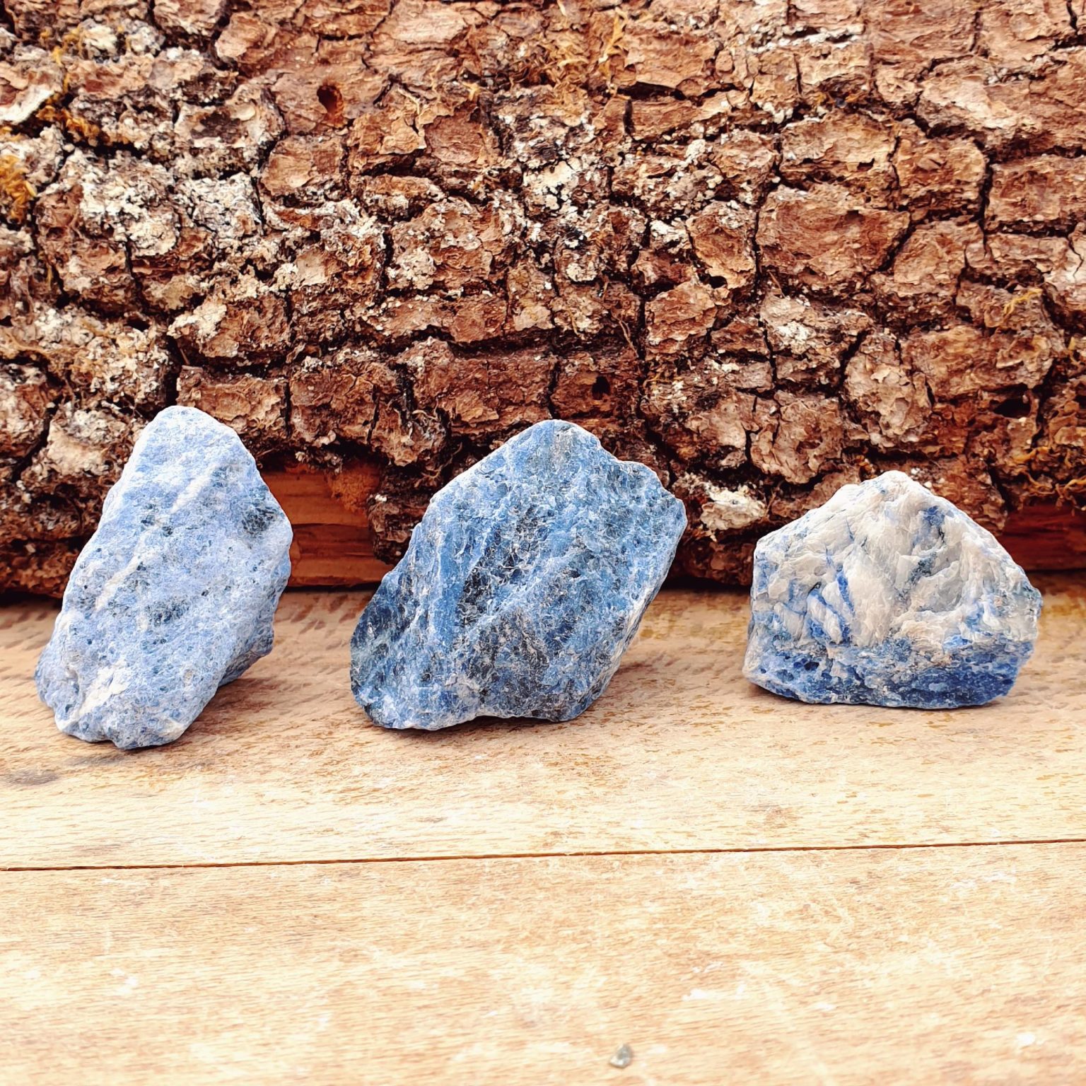 Sodalite Brute Lot de 3 Pierres – Brésil | Géodes Et Minéraux