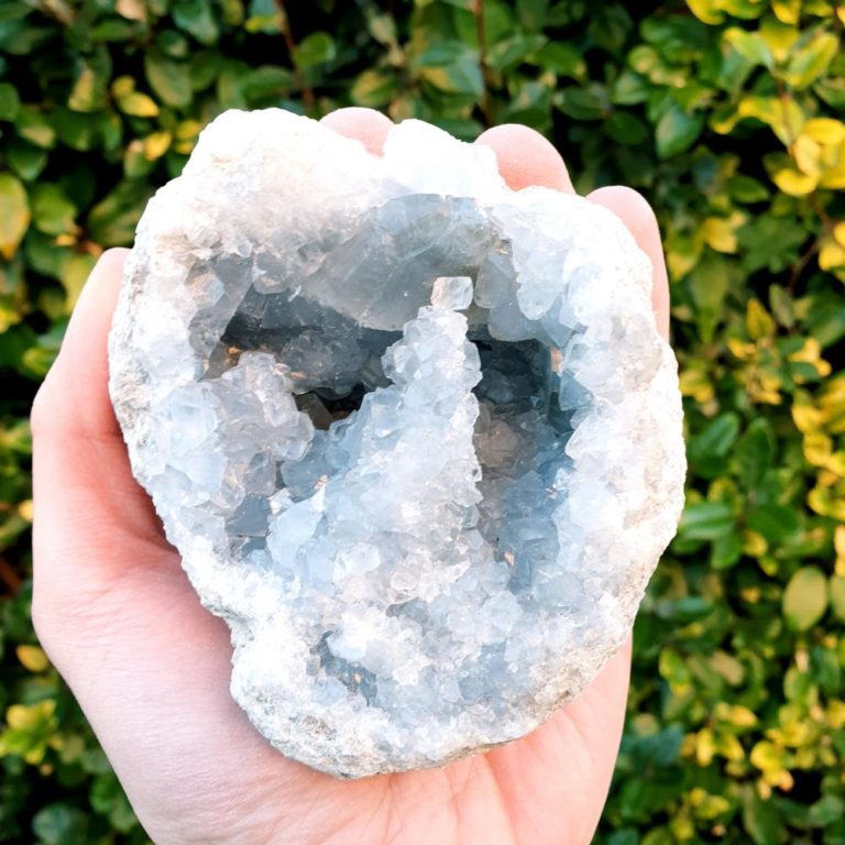 Géode de Célestine – Madagascar | Géodes Et Minéraux